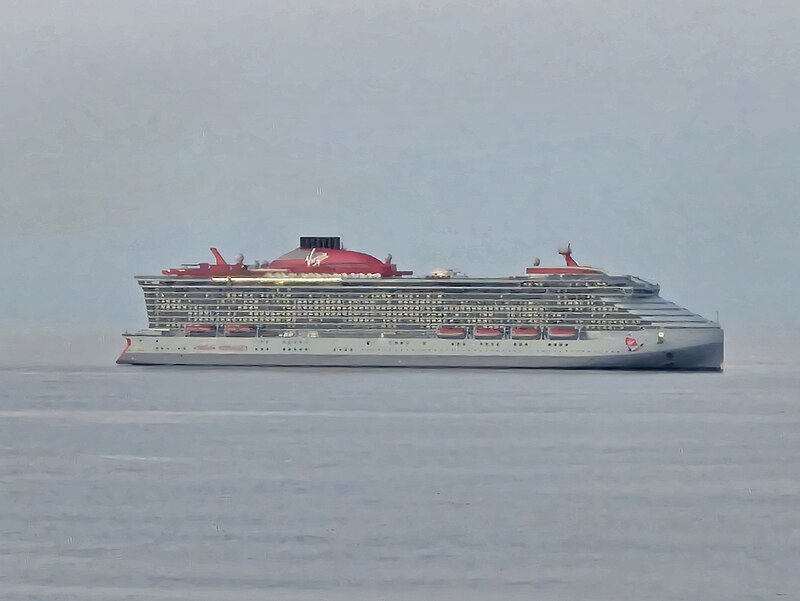 Brilliant Lady — Ship Specs & Profile | Cruise Ship Tracker