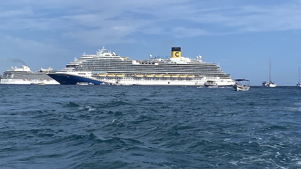 Carnival Firenze — Ship Specs & Profile | Cruise Ship Tracker